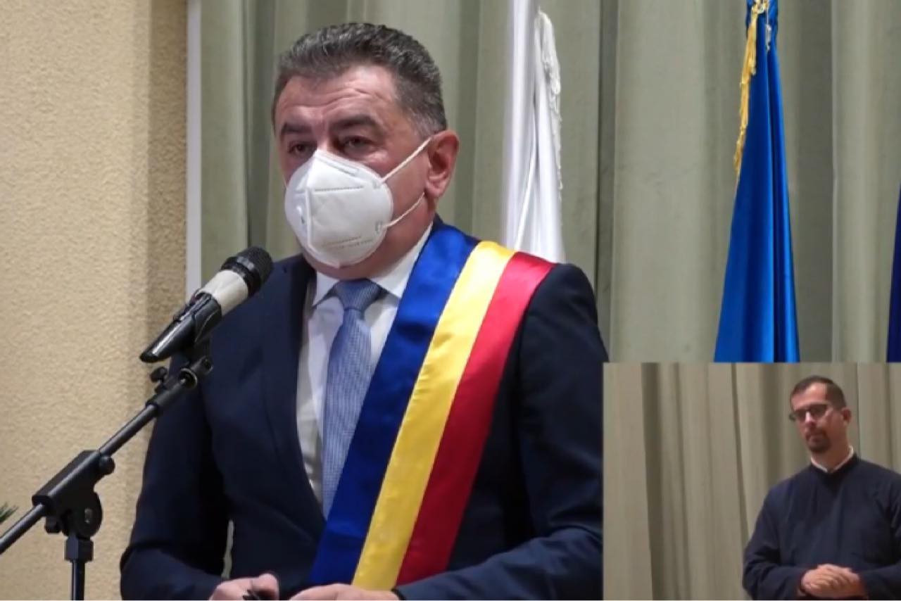 CRISTIAN GENTEA A FOST ÎNVESTIT ÎN FUNCȚIA DE PRIMAR – Ziarul Argeşul ...