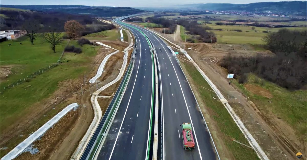 Video: Așa arată primii 13 kilometri de pe Autostrada Sibiu-Pitești – Ziarul Argeşul - ediţia online