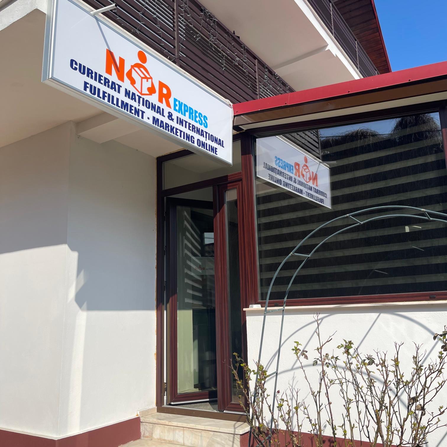 Servicii de curierat și ambalare pentru magazine online și persoane ...