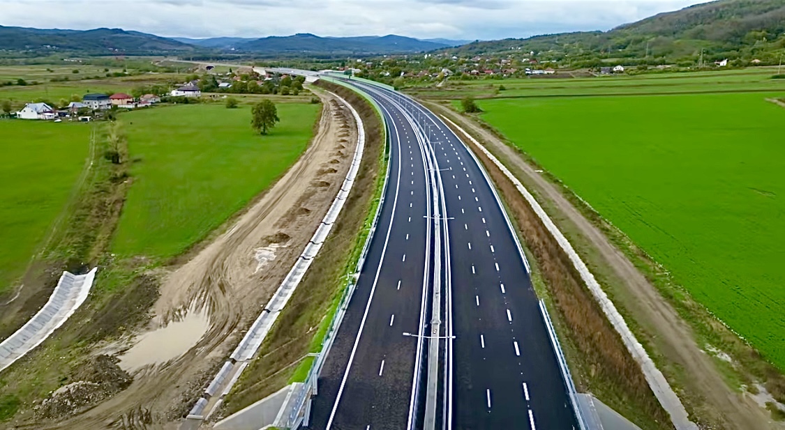 Se lucrează cu viteza luminii pe Autostrada Pitești – Sibiu! Imagini de ...