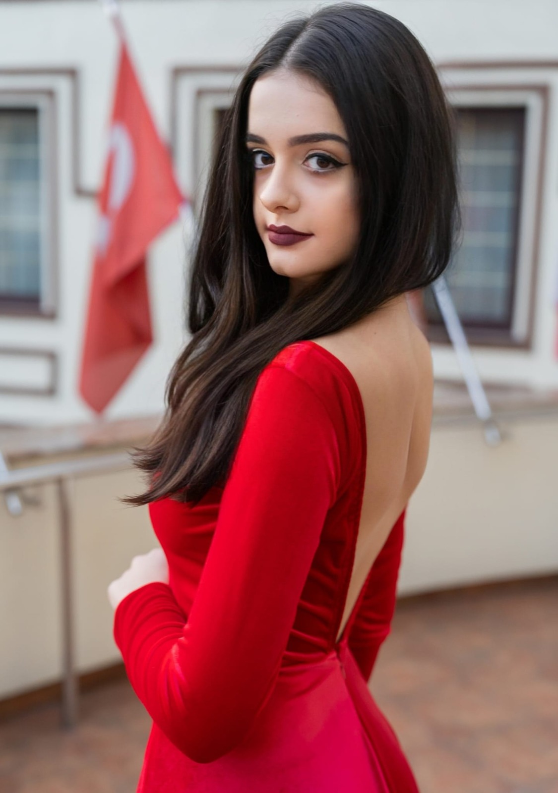 Frumoasa Miruna care a cucerit coroniță după coroniță, la „Premiile de ...