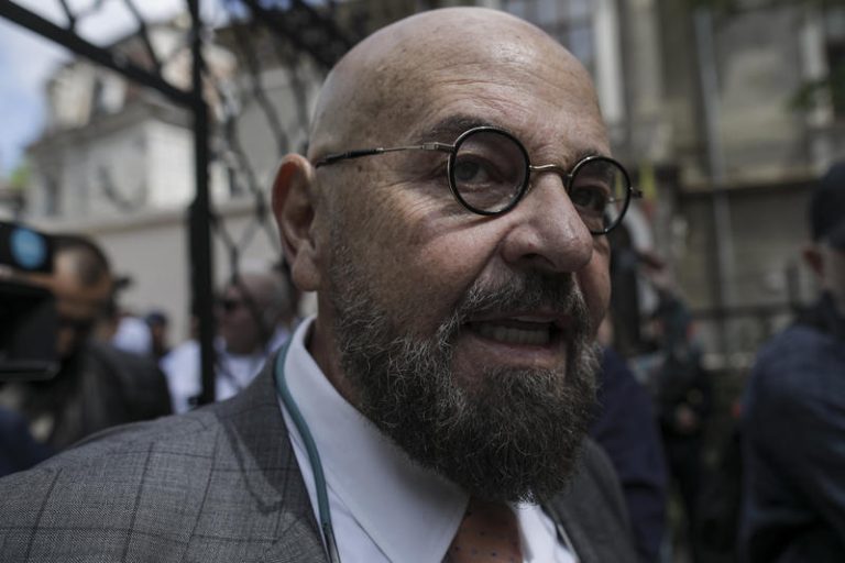 Piedone dă teroare în Argeș! Restaurant închis, agitație, controale din ...