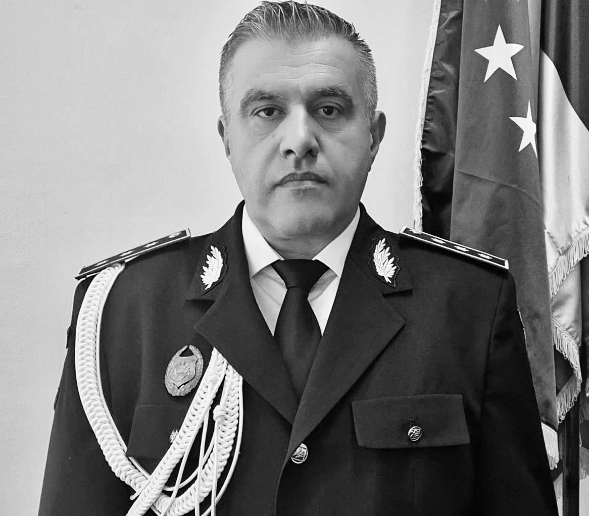 Comisarul-șef argeșean Marius-Daniel Mîrzacu a murit în propriul birou ...