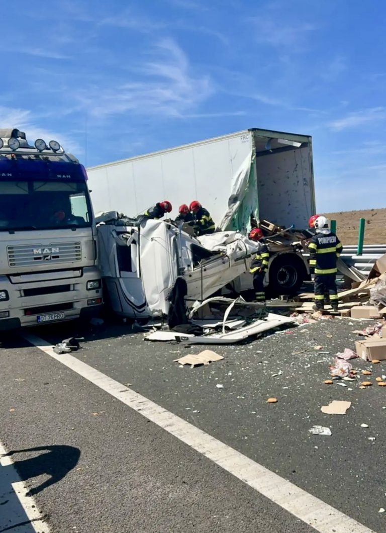 Accident rutier pe DEx12. Două autovehicule implicate, intervenție de ...